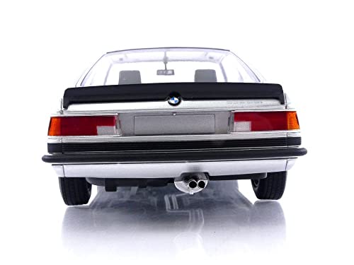 Minichamps 1982 635 CSi Silver Metallic 1/18 Diecast Model Car 155028107