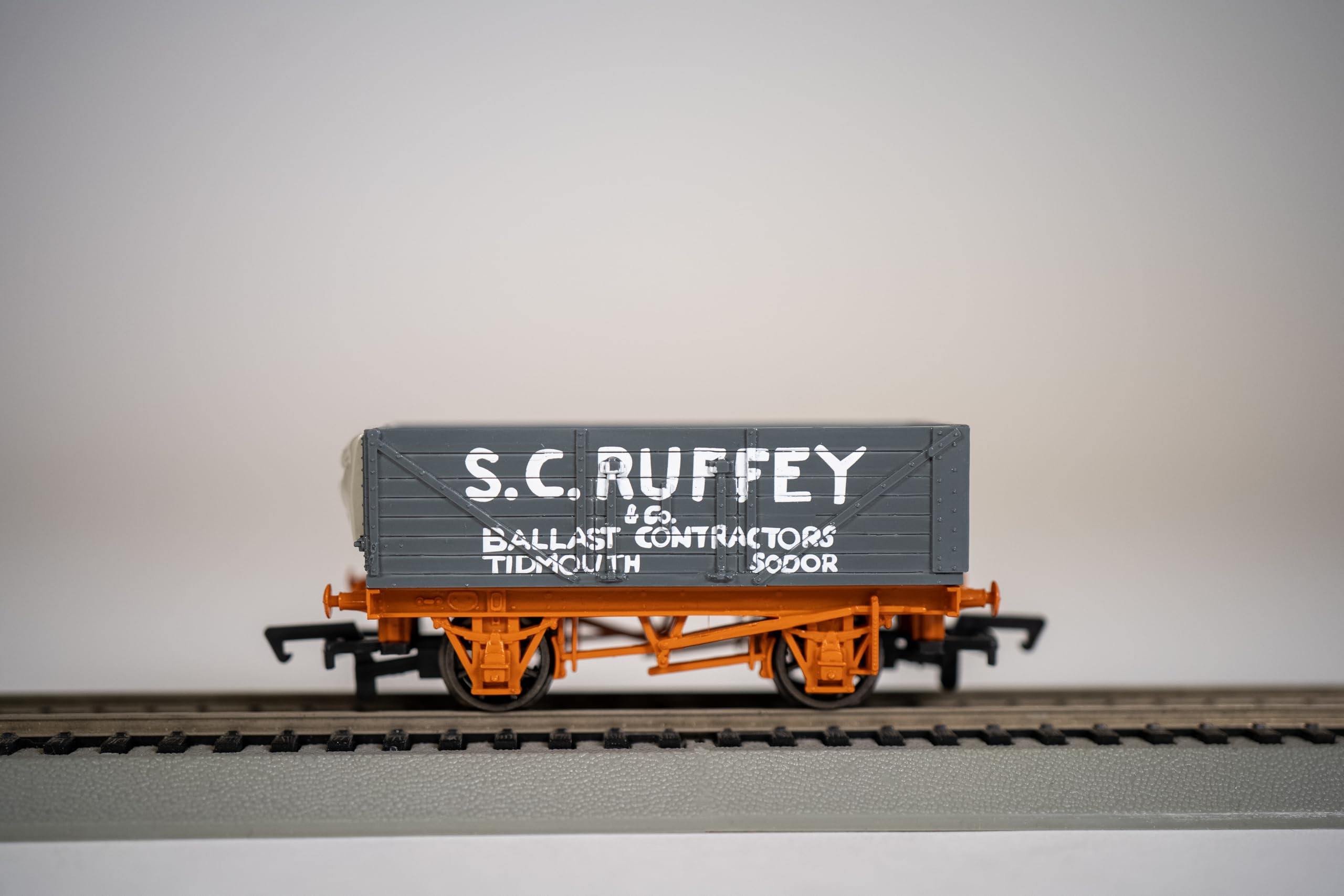 Bachmann Trains - THOMAS & FRIENDS S.C. RUFFEY - HO Scale