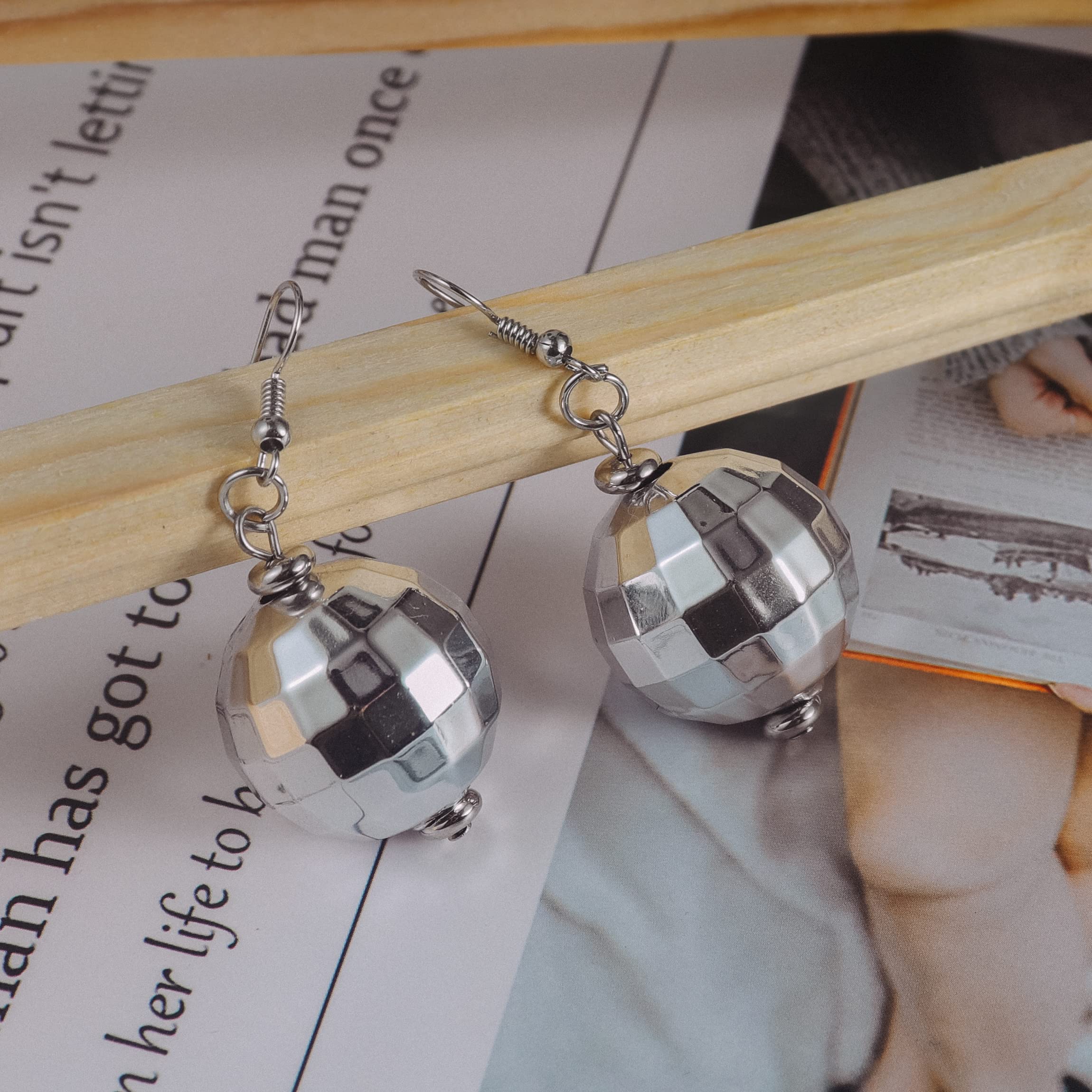 Disco Ball Earrings Shining Ball Silver Disco Mirror Ball Earrings 60S70S81S Costume Accessories for Halloween Party/gold