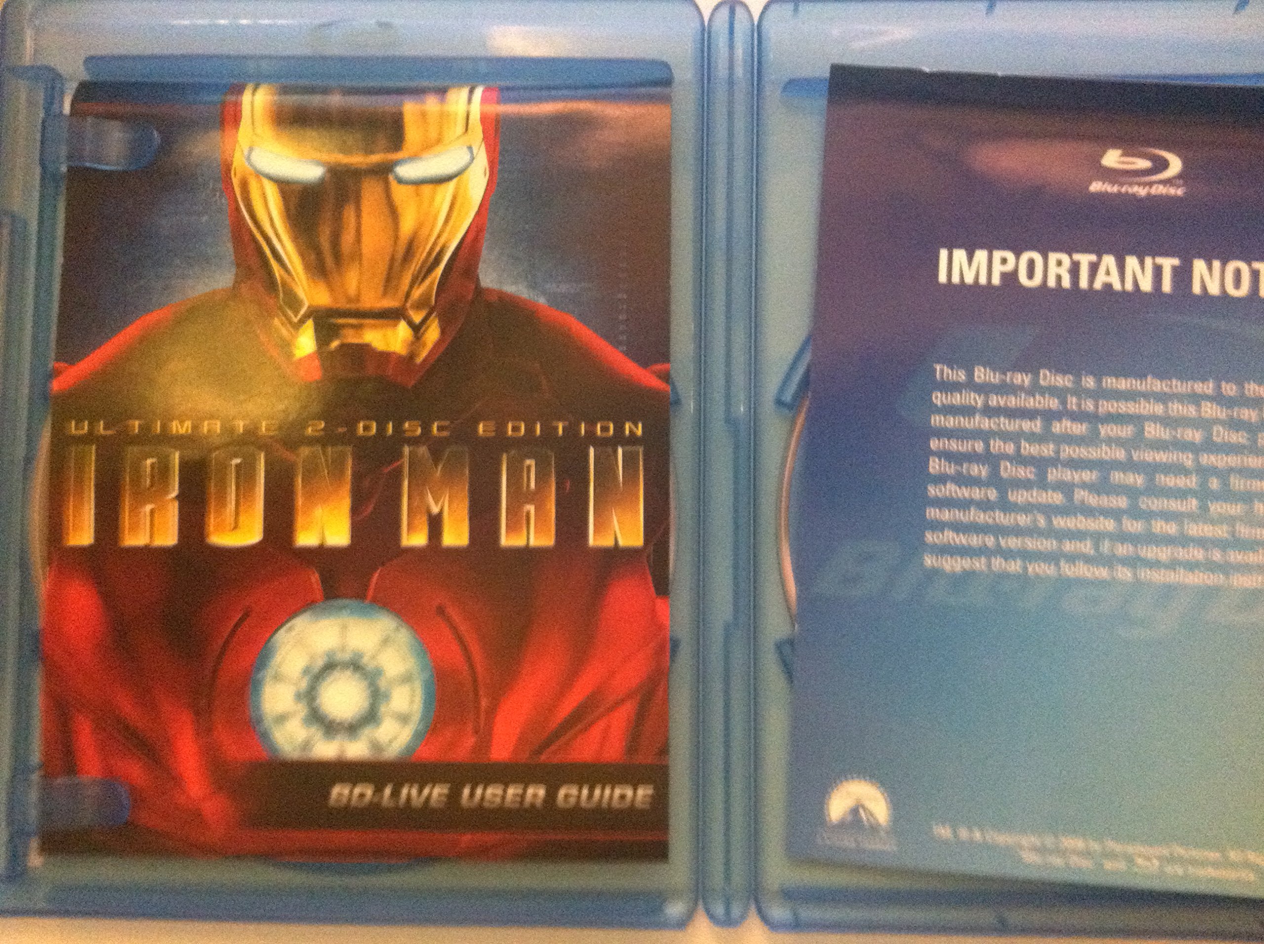 Iron Man (Two-Disc Ultimate Edition + BD Live) [Blu-ray]