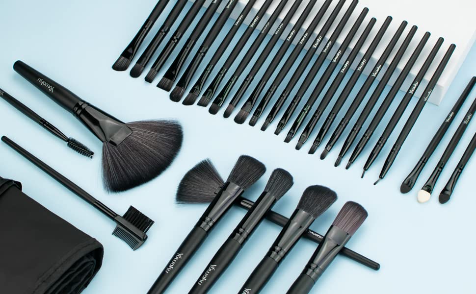 Makeup Brushes 32pcs, Yuwaku Professional Makeup Brush Set, Kabuki Face Eyes Shadow Eyeliner Foundation Blush Lip Powder Liquid Cream Blending Brushes (BLACK)