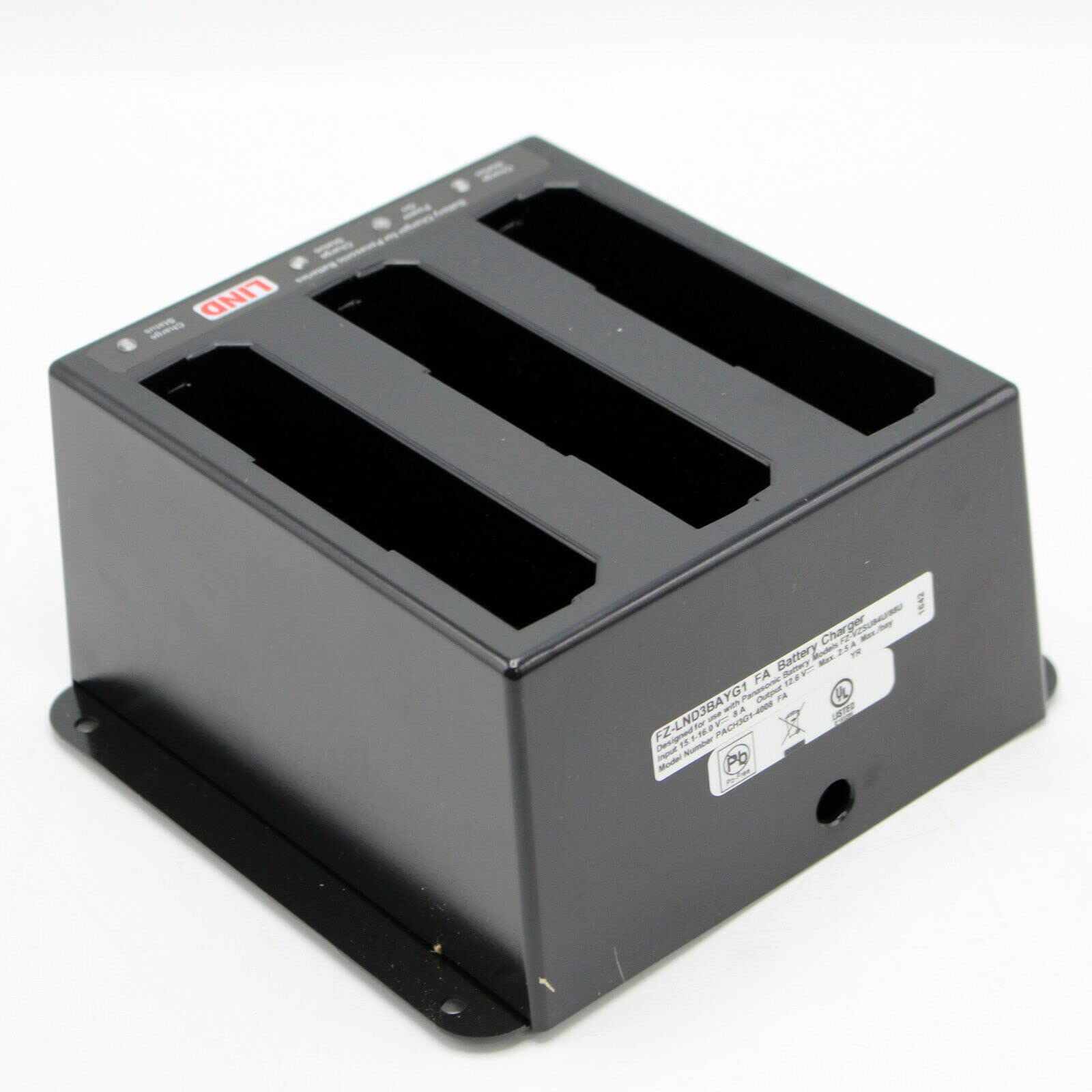 FZ-G1 LIND 3-Bay Battery Charger - FZ-LND3BAYG1 W/AC Adapter