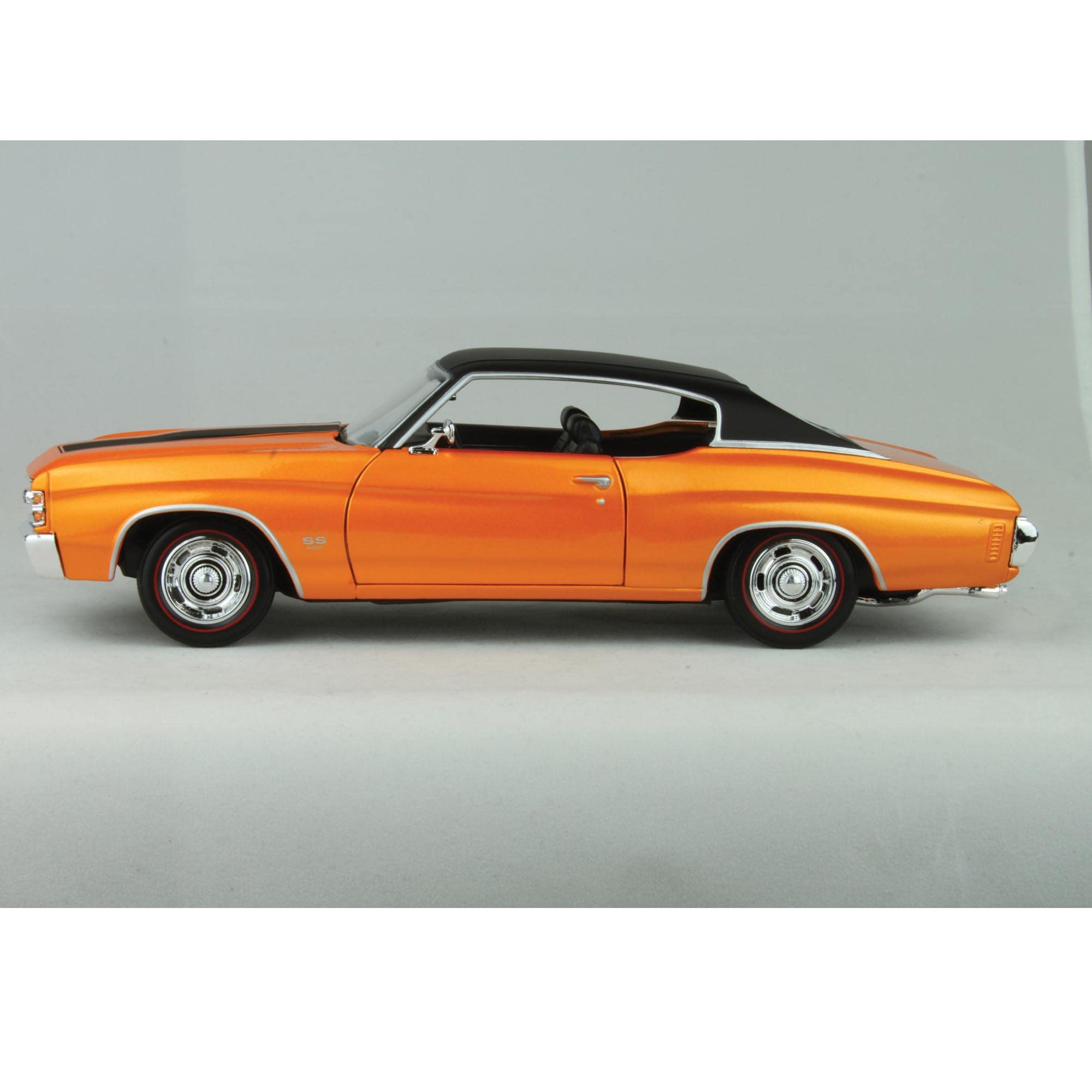 Maisto Special Edition 1:18 1971 Chevrolet Chevelle SS 454 Sport Coupe