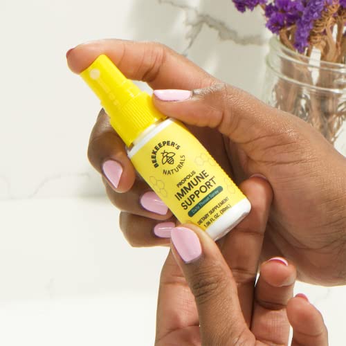 BEEKEEPER'S NATURALS Propolis Throat Spray - 95% Bee Propolis Extract - Natural Immune Support & Sore Throat Relief - Antioxidants, Keto, Paleo, Gluten-Free (1.06 oz)