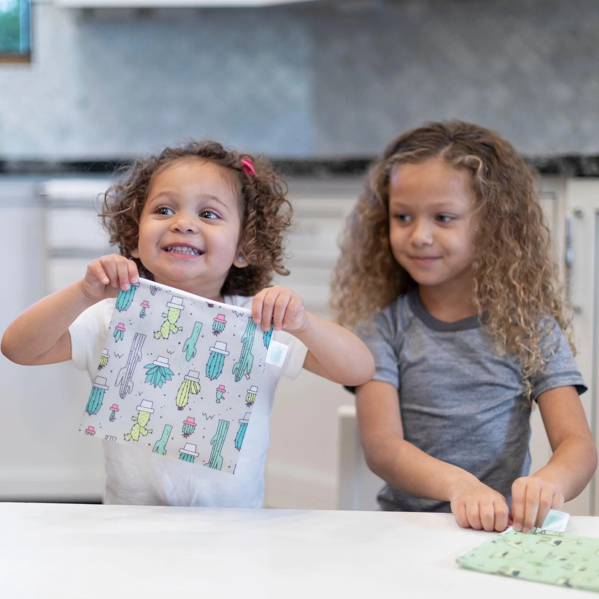 Bumkins Sandwich Bag / Snack Bag, Reusable Fabric, Washable, Food Safe, BPA Free, 7x7 - Cactus & Llama (2-Pack)