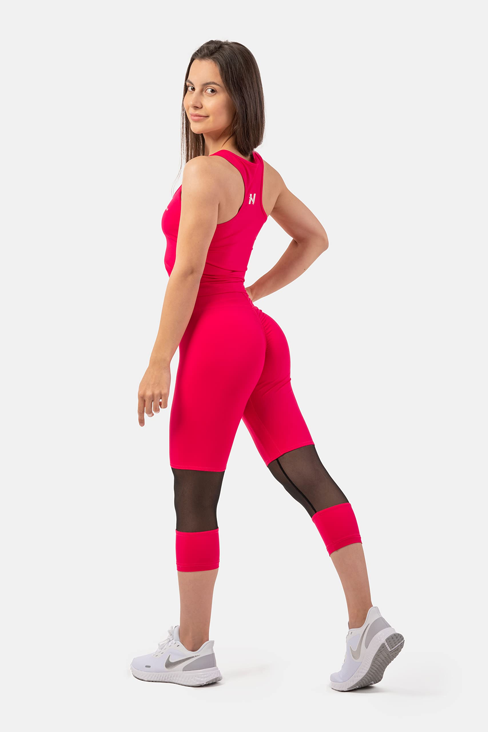 NEBBIA Sporty Slim-Fit Crop Tank Top 422 Pink