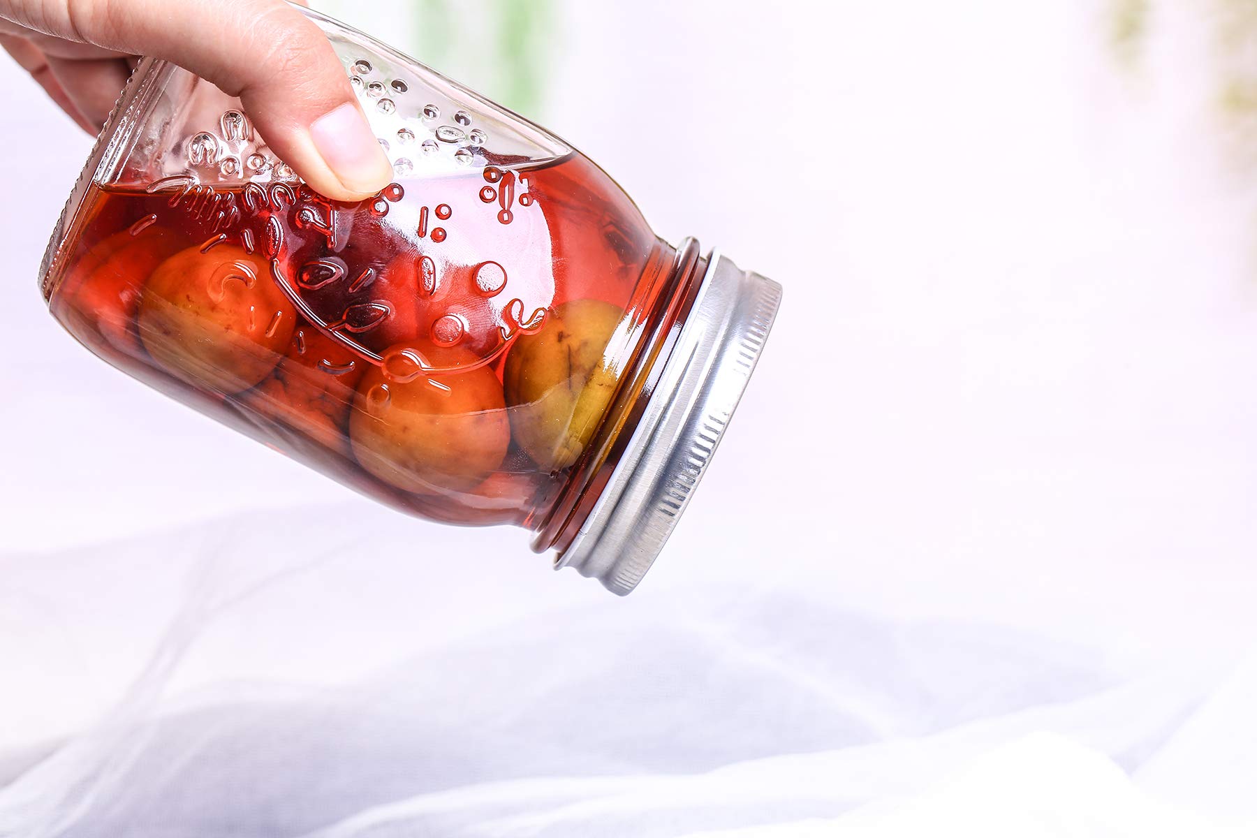 Hovico Mason Jars 17 oz With Regular Lids and Bands, Ideal for Jam,Dishwasher Safe Mason Jar for Fermenting, Kombucha, Kefir, Storing and Canning Uses, Clear- Set of 4