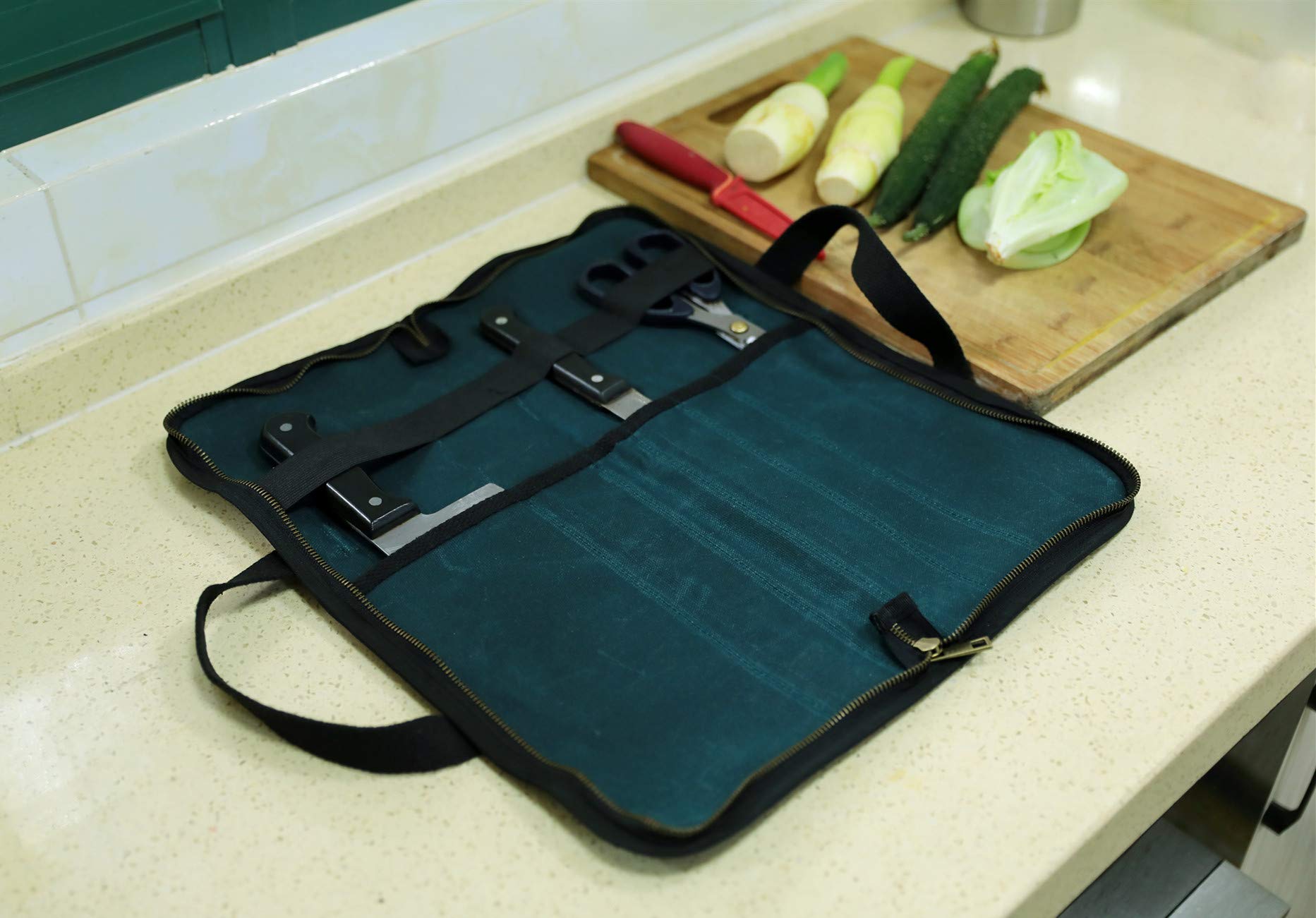 Chef's Travel Knife Case, Portable Knife Roll Bag For Men And Women, Waterproof Waxed Canvas, Strong Zipper, 5 Slots (Dark Green)