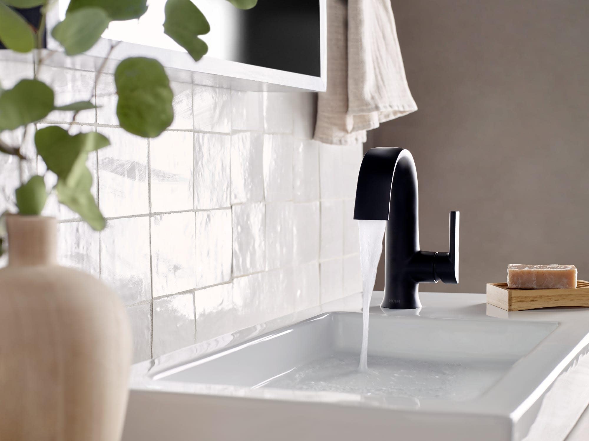 Moen Doux Brushed Nickel One-Handle High Arc Laminar Stream Bathroom Faucet, Modern Bathroom Sink Faucet, S6910BN