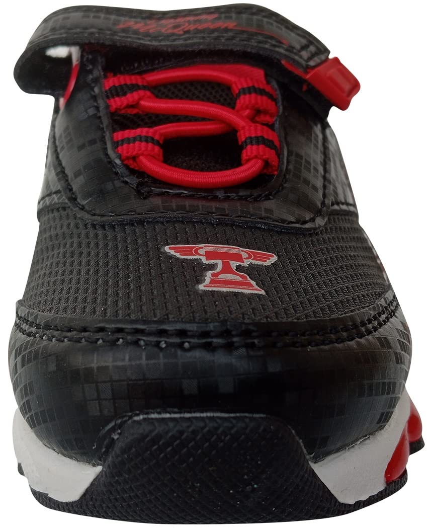 Disney Boy's Lightning McQueen Cars Light Up Sneakers (Black, Numeric_9)