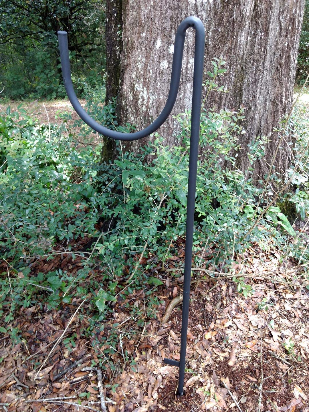 Sturdy Metal Ground Mounted Freestanding Rust Resistant Heavy Duty Wrought Iron Look Garden Hose Holder