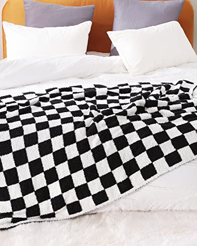 Panku Super Soft Checkered Throw Blanket, Knitted Cozy Warm Checkboard Fleece Blankets for Couch and Sofa, Reversiable Luxury Fluffy Plaid Knit Blanket Throw Black and White 50x60 Inches