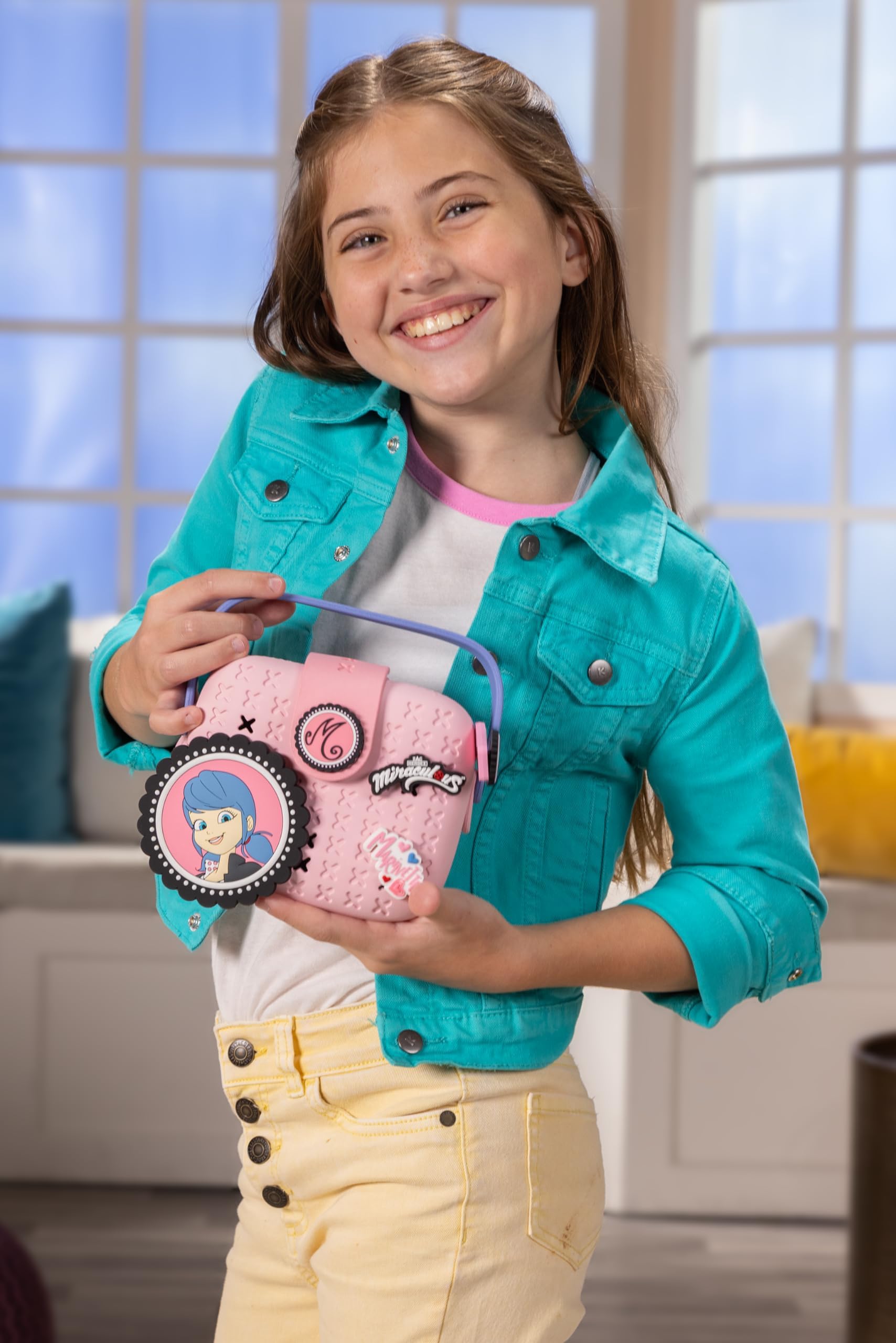 Miraculous Ladybug - Pop n' Swop Marinette Pink Purse for Girls and Women, with 3 Clip-on Badges, Handle and Zipper, Lightweight Durable Waterproof Handbag (Wyncor)