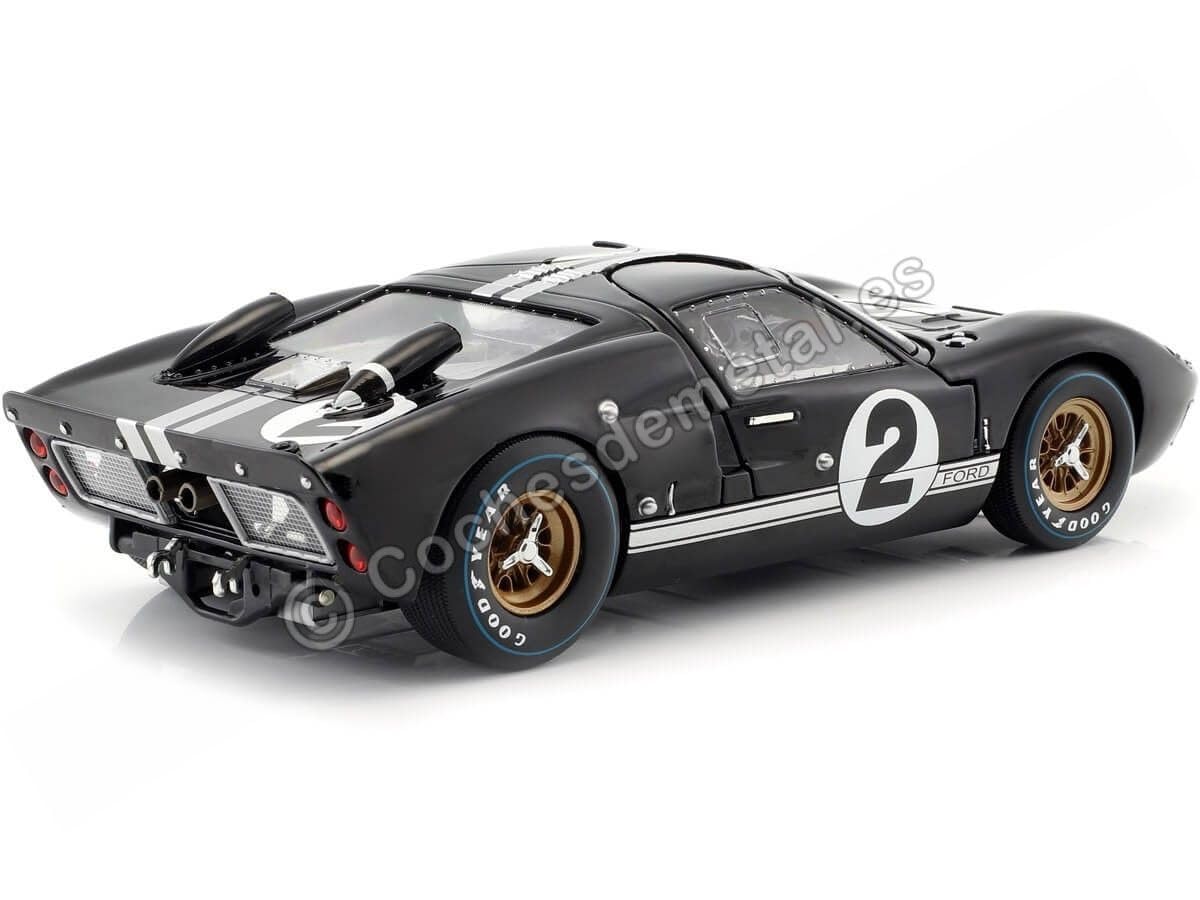 1966 Ford GT40 MK II Die-Cast Collectible Model Car