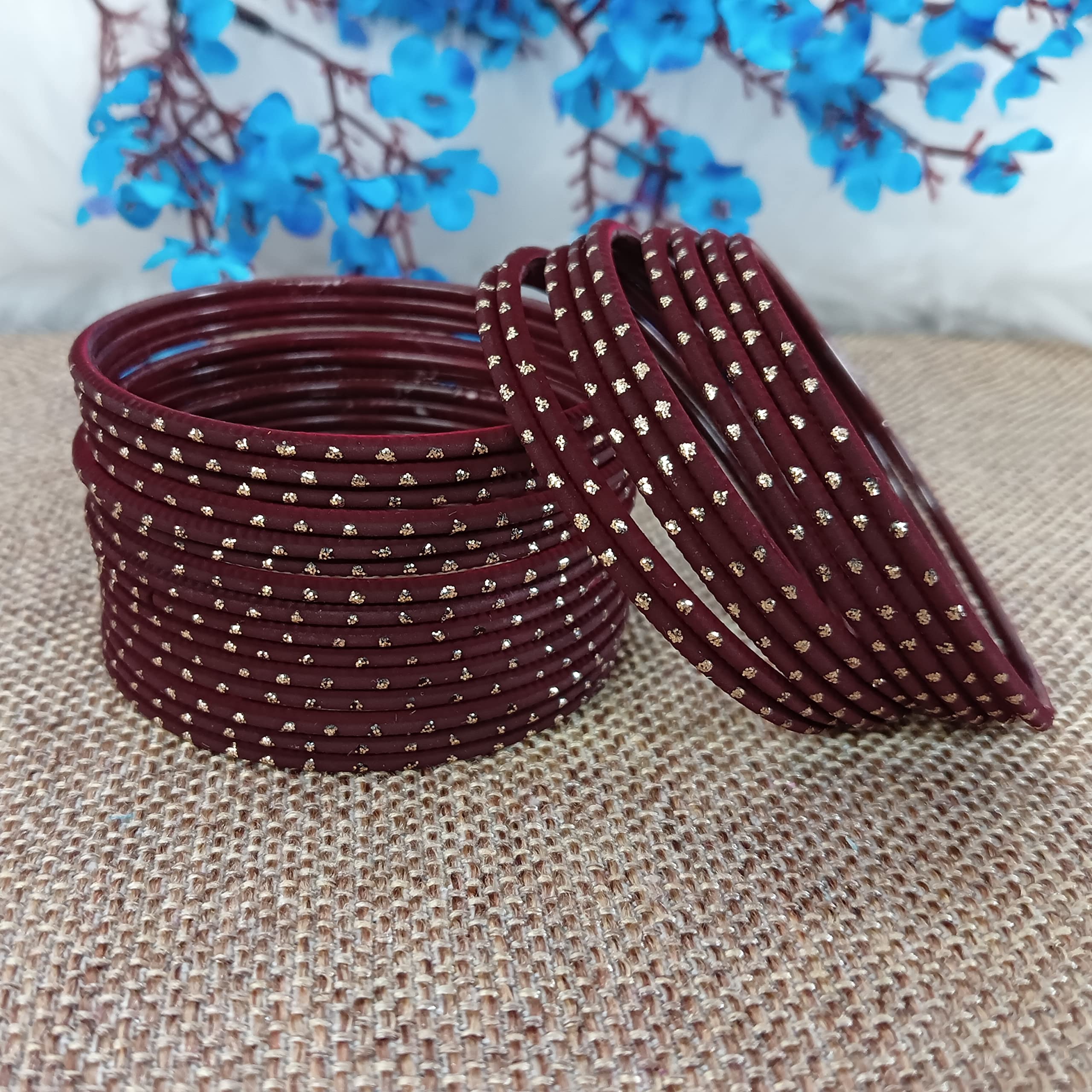Efulgenz Indian Bangles Set Bollywood Plain Metal Bangle Bracelets Wedding Bangles Costume Jewelry for Women