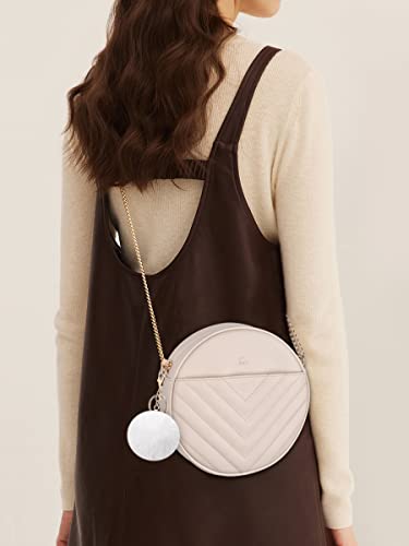 GM LIKKIE Round Crossbody Purse for Women, Circle Quilted Clutch Bag, Small PU Leather Evening Shoulder Handbag (Beige)
