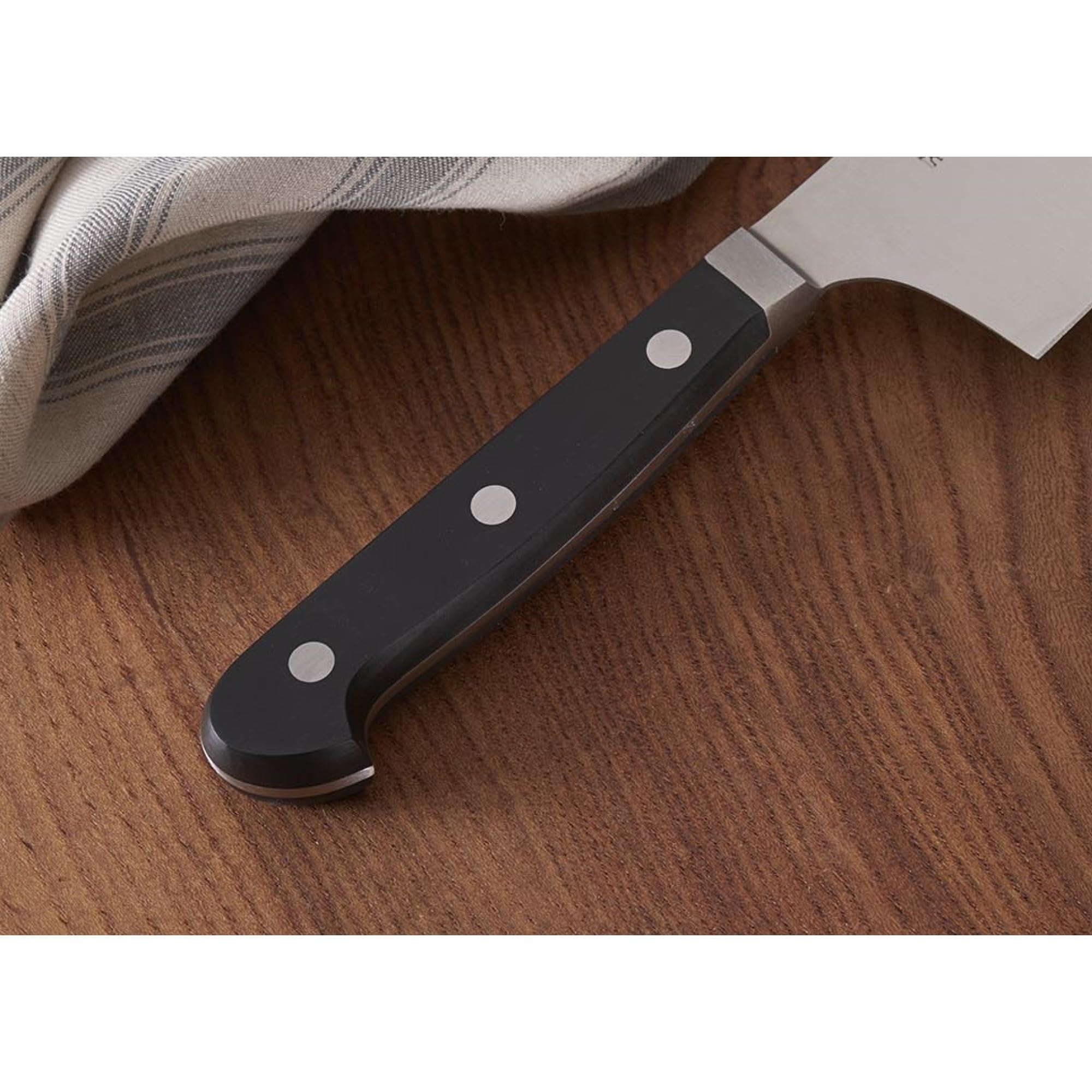 HENCKELS Classic Razor-Sharp 6-inch Small Carving Knife, German Engineered Informed by 100+ Years of Mastery