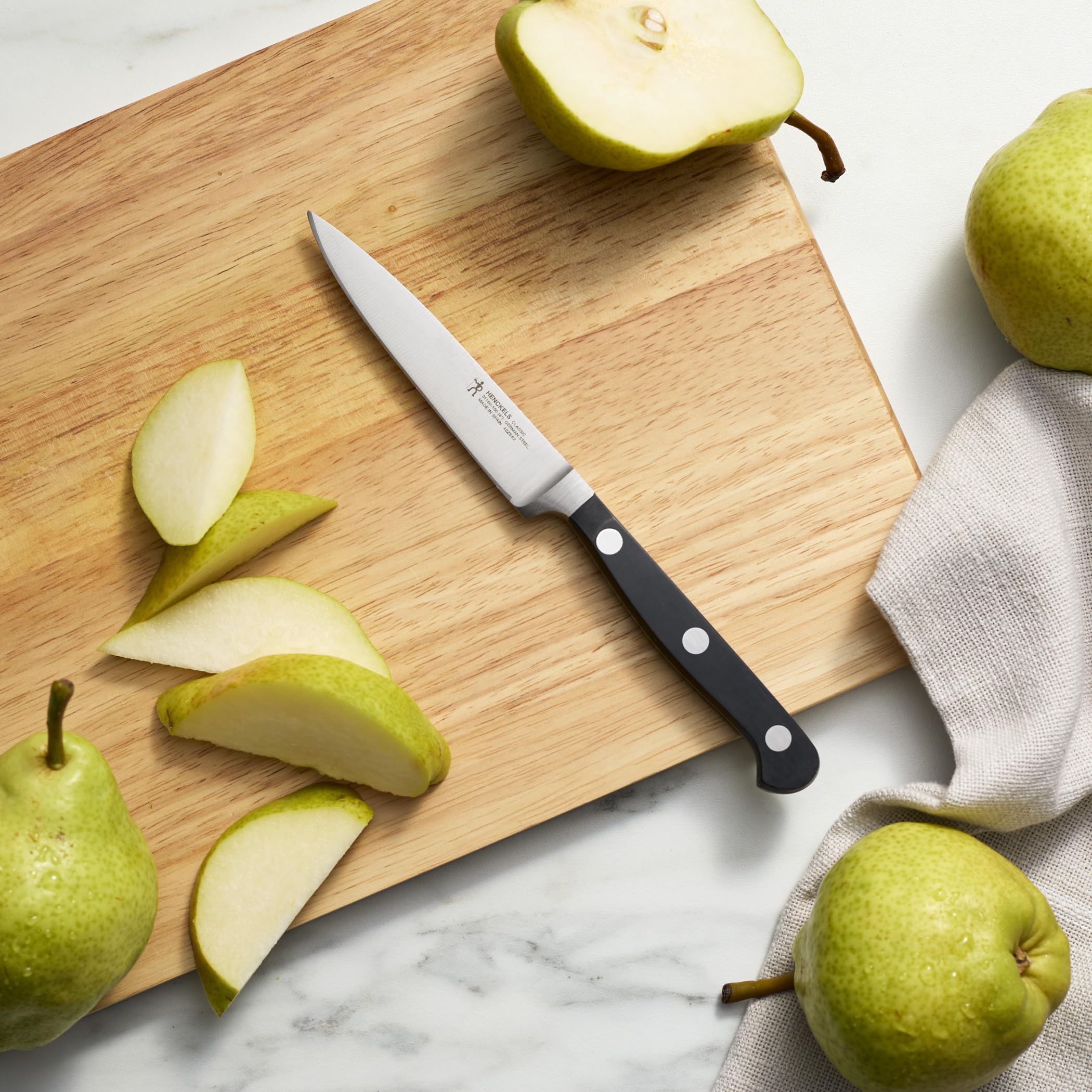 HENCKELS Classic Razor-Sharp 4-inch Paring Knife, German Engineered Informed by 100+ Years of Mastery