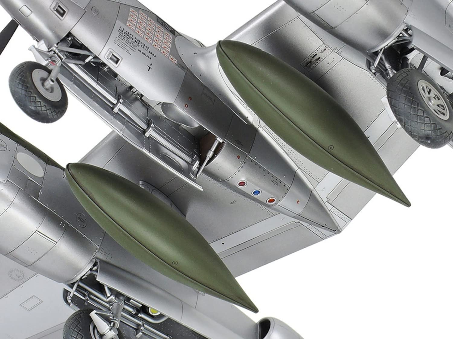 TAMIYA 1/48 Lockheed P-38 J Lightning TAM61123 Plastic Models Airplane 1/48