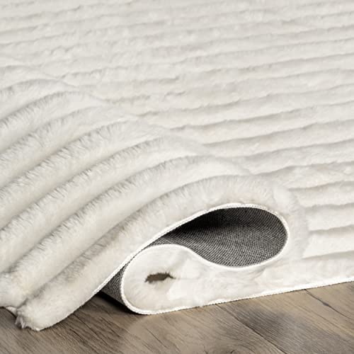 nuLOOM Kai Stripe Faux Rabbit Machine Washable Area Rug, 5' x 8', White