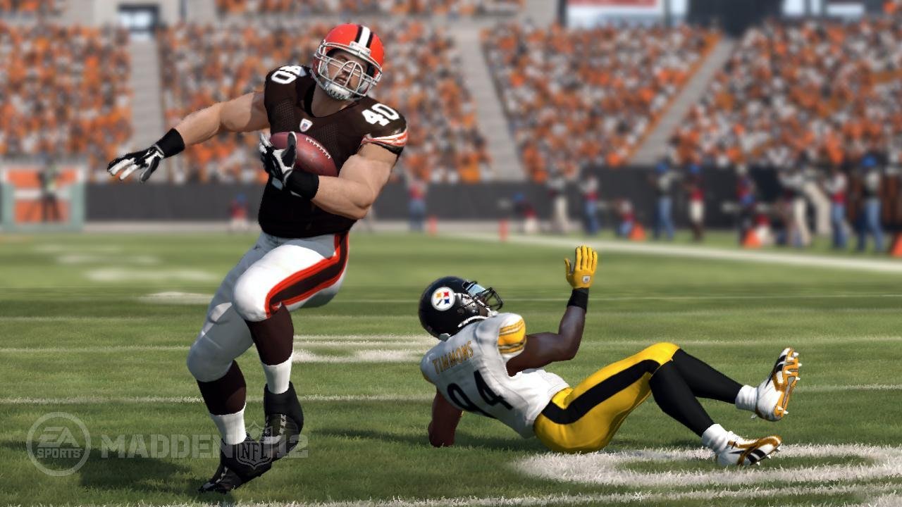 Madden NFL 12 - Nintendo Wii (Renewed)