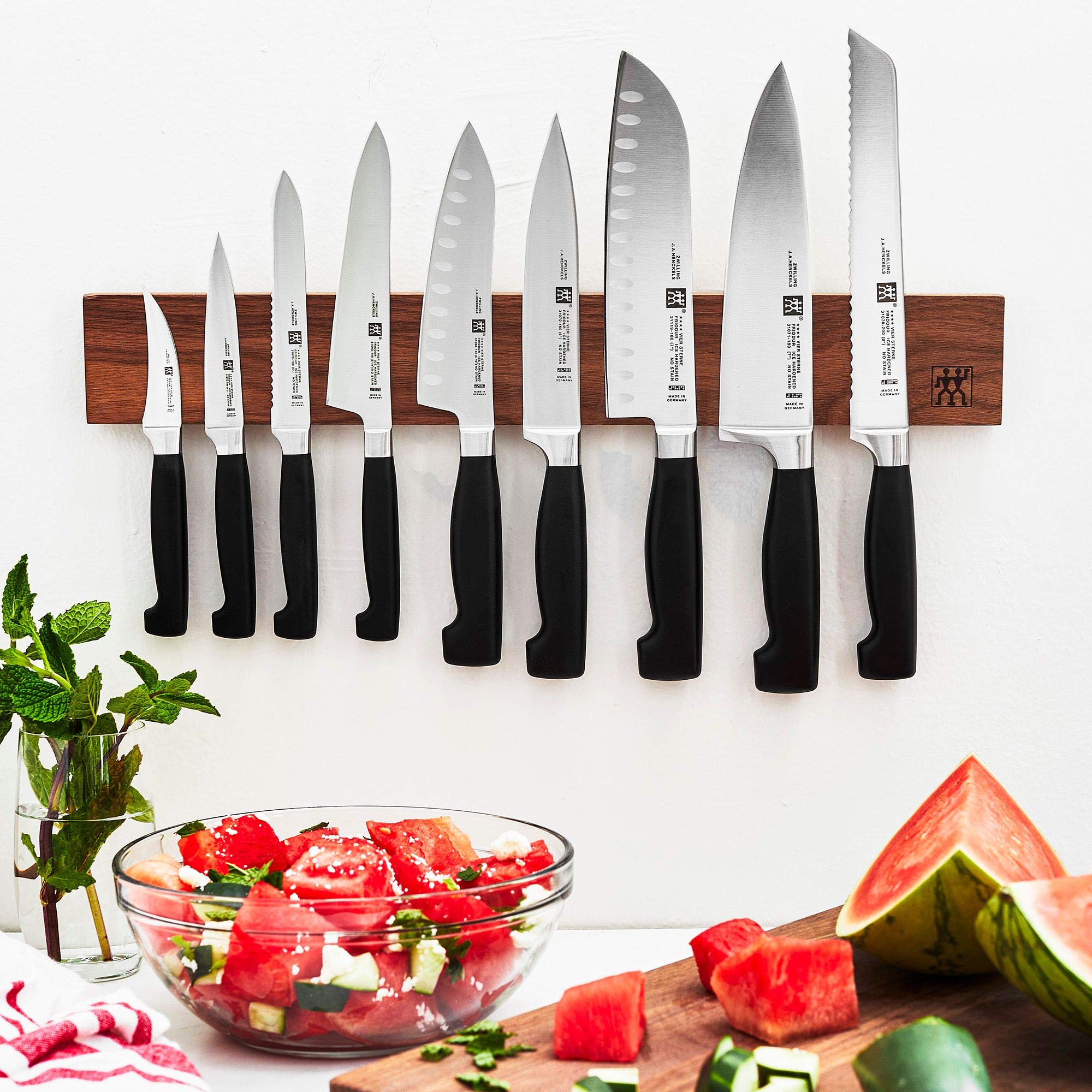 Zwilling J.A. Henckels Twin Four Star 8-Inch High Carbon Stainless Steel Bread knife