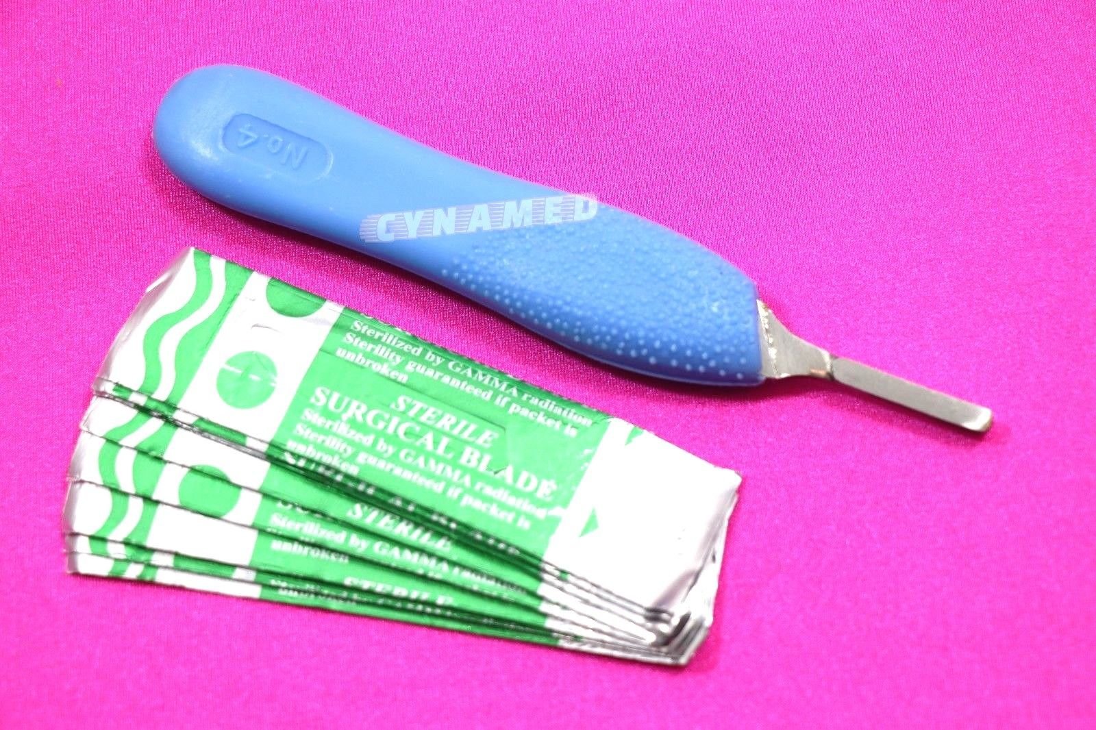 200 Scalpel Blades #10 + #20 with #3#4 Plastic Handle - Suitable for Dermaplaning (CYNAMED)