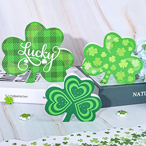 Whaline 3Pcs St. Patrick's Day Wooden Signs Green Plaid Shamrock Table Ornament Lucky Clover Double-Side Print Table Centerpieces Irish Holiday Table Centerpieces for Home Fireplace Tiered Tray Decor