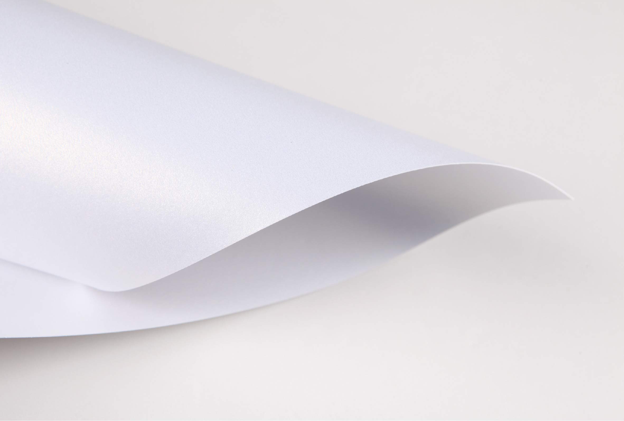 White Shimmer Paper - 100-Pack Metallic Paper, 120 GSM, Paper Crafting Supplies, Perfect for Flower Making, Ticket, Invitation, Stationery, Scrapbook Use, Printer Friendly, 8.5 x 11 Inches