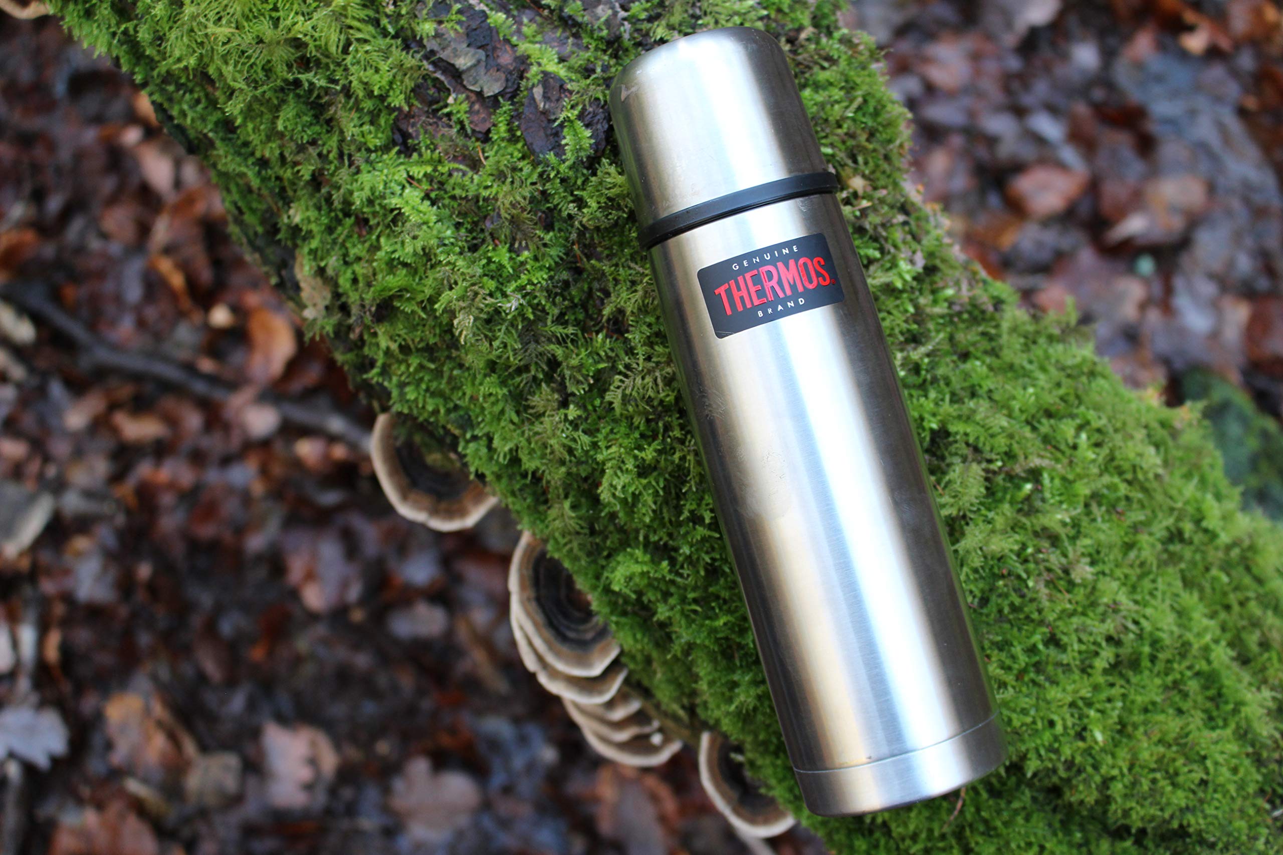 Thermos Light And Compact Stainless Steel Flask 0.5L
