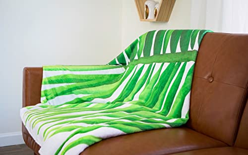 Giant Serene Palm Leaf Blanket - Large Leaf Shaped Blanket 90''x76'' Soft Plush Plant Shaped Throw Blanket Palm Leaf Blanket Shape Design Decorative for Couch Sofa Or Bed, White, Green