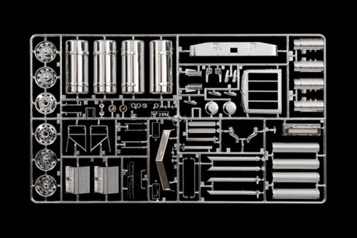 Italeri Peterbuilt 378 "Long Hauler"