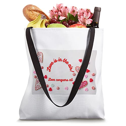 Love is in the air! Tote Bag