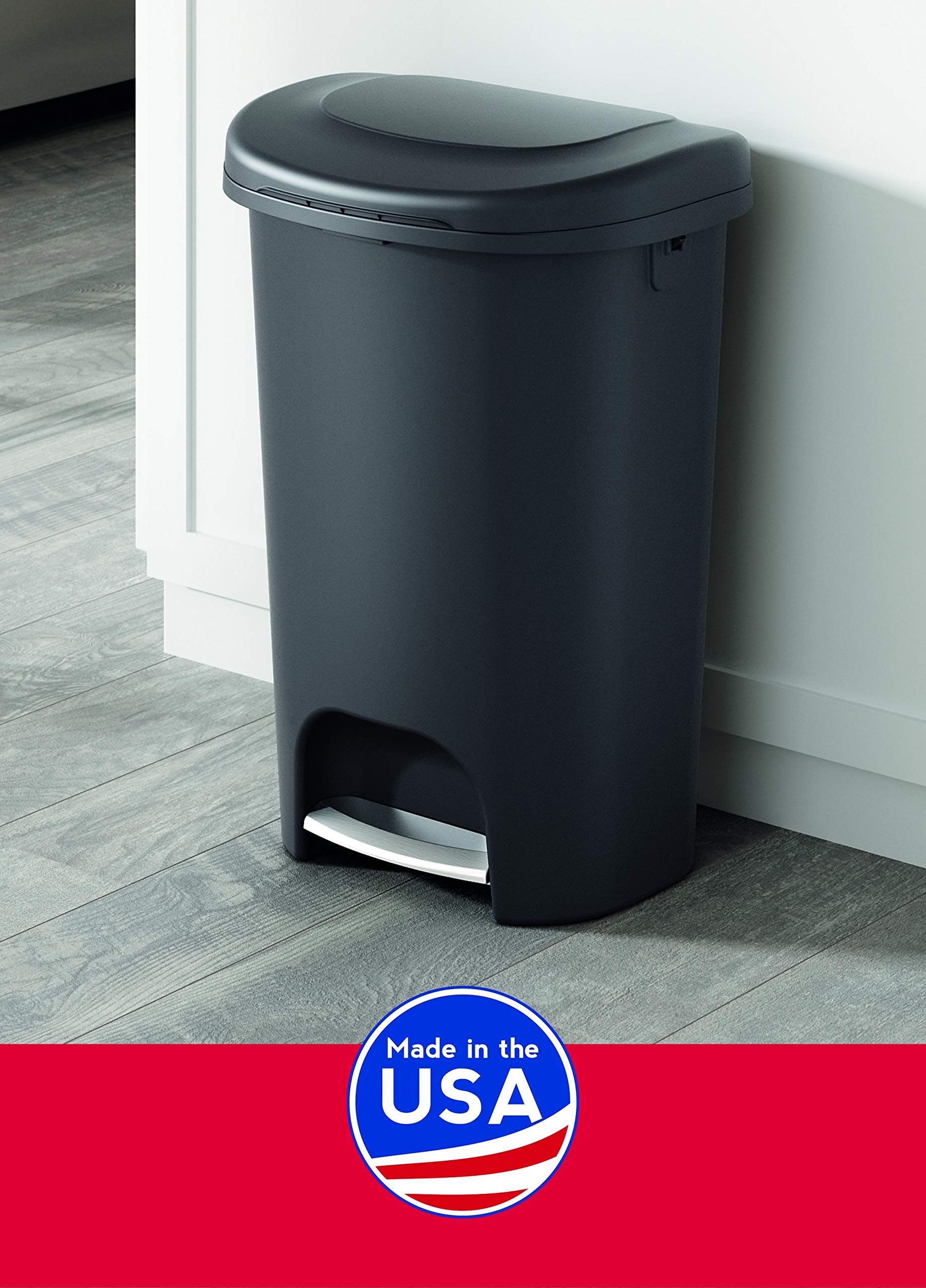 Rubbermaid Classic 13 Gallon Premium Step-On Trash Can with Lid and Stainless-Steel Pedal, Black Waste Bin for Kitchen