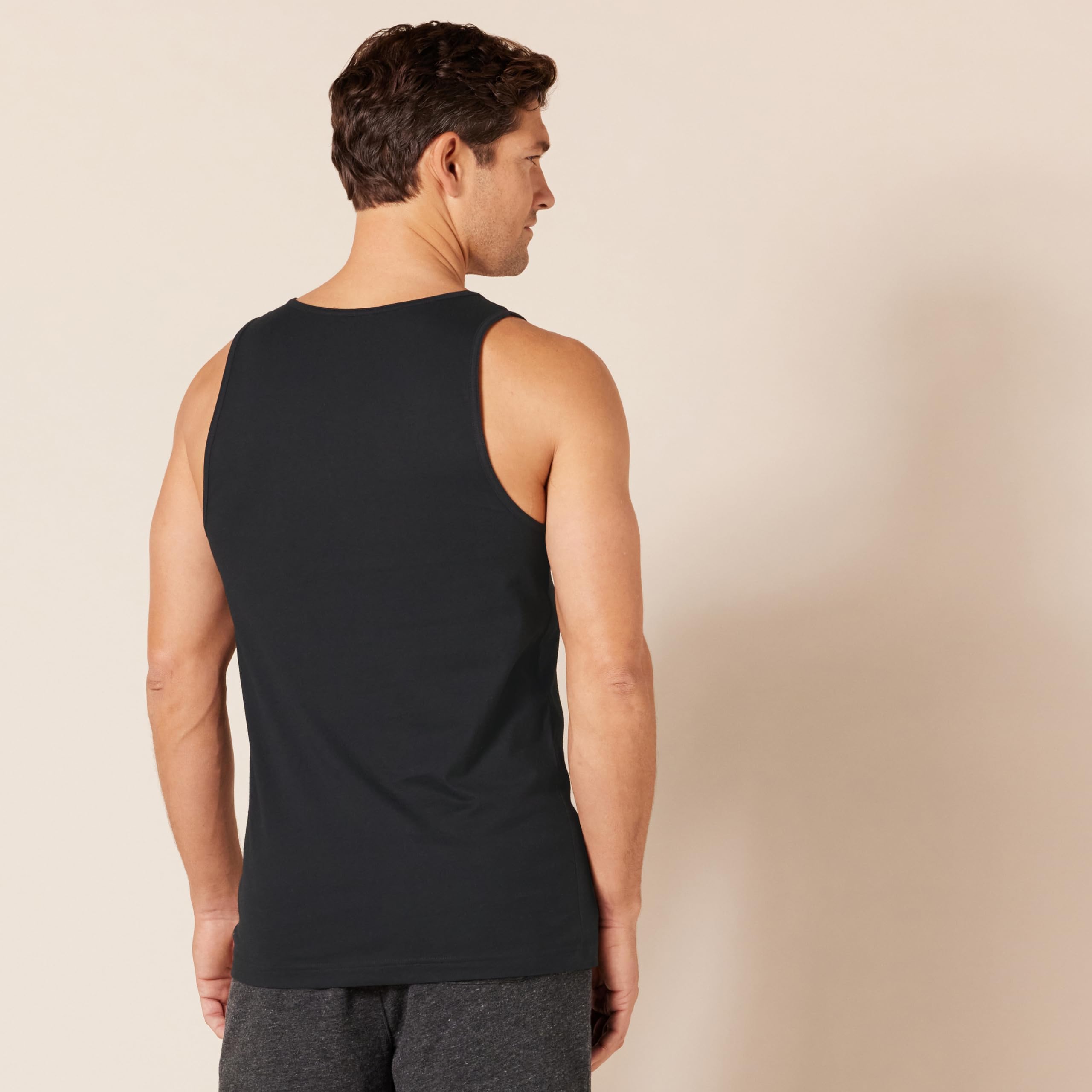 Amazon Essentials Slim-Fit Men's Tank, Black, Medium - Casual Wear