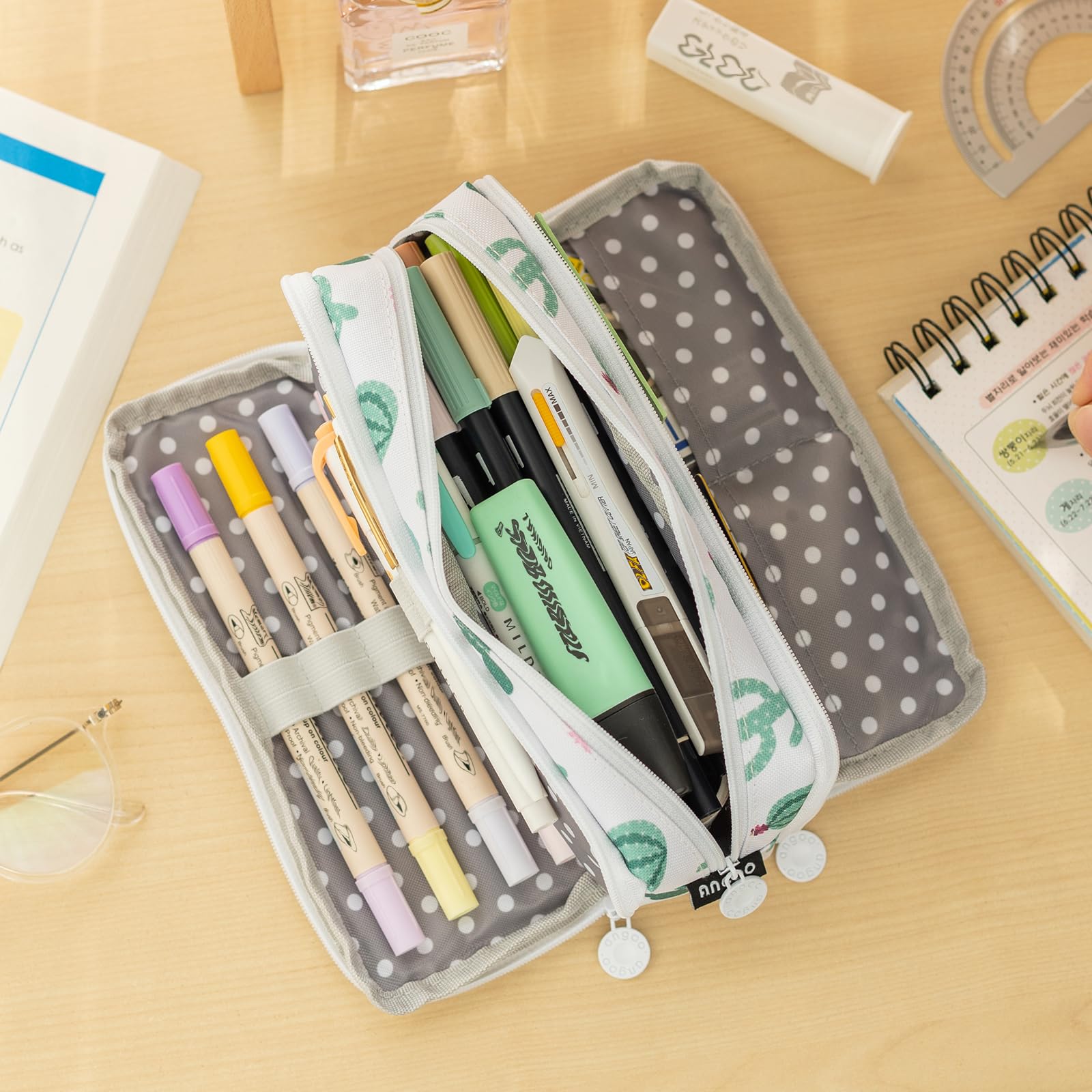 ANGOOBABY Large Pencil Case Big Capacity 3 Compartments Canvas Pencil Pouch for Teen Boys Girls School Students (Green Cactus)