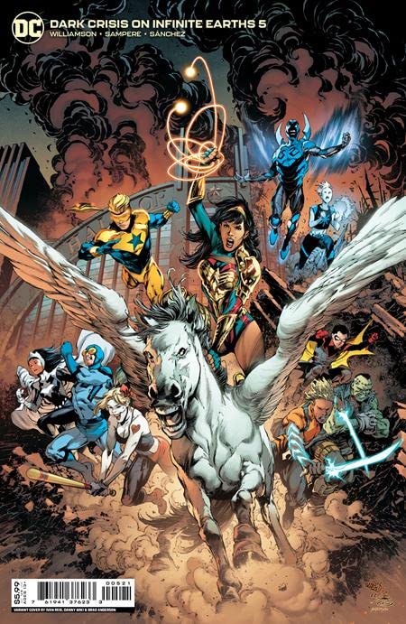 Dark Crisis On Infinite Earths #5 CVR B Reis & Miki Card Stock Var