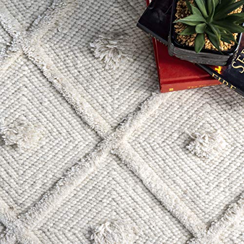 nuLOOM Jinny Moroccan Wool Tasseled Area Rug, 6' x 9',