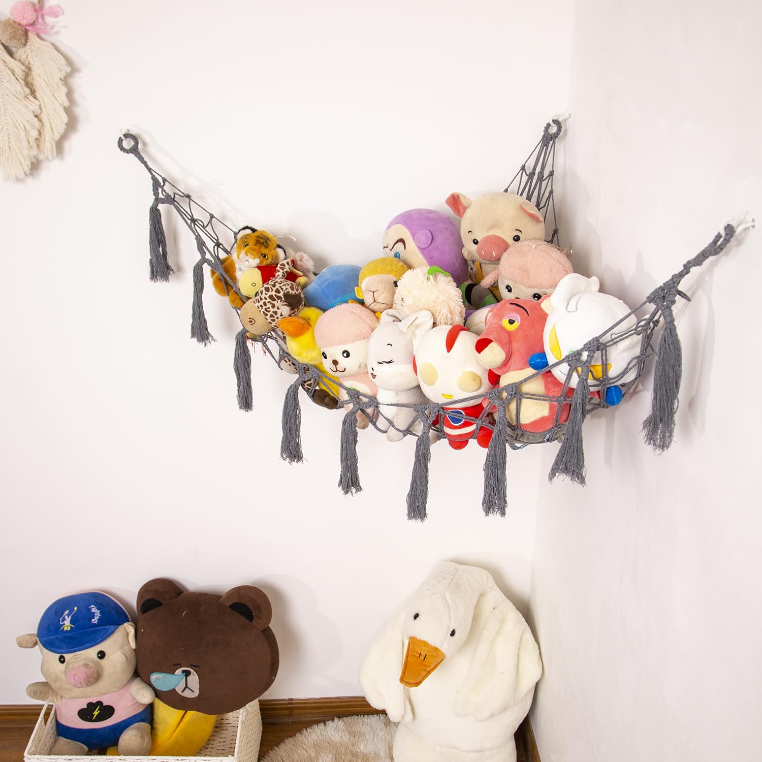 Xiaheshu Stuffed Animal Net or Hammock Hanging Net for Plush Toy Holder Squishmallow Net Toy Hammock for Stuffed Animals Storage Ideas Plushie Net Hammock Stuffy Animal Holder Organizer