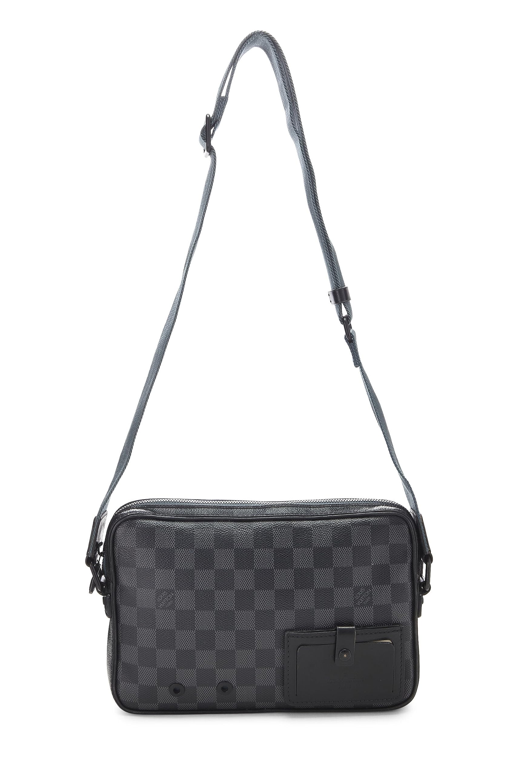 Louis Vuitton, Pre-Loved Damier Graphite Alpha Messenger, Black