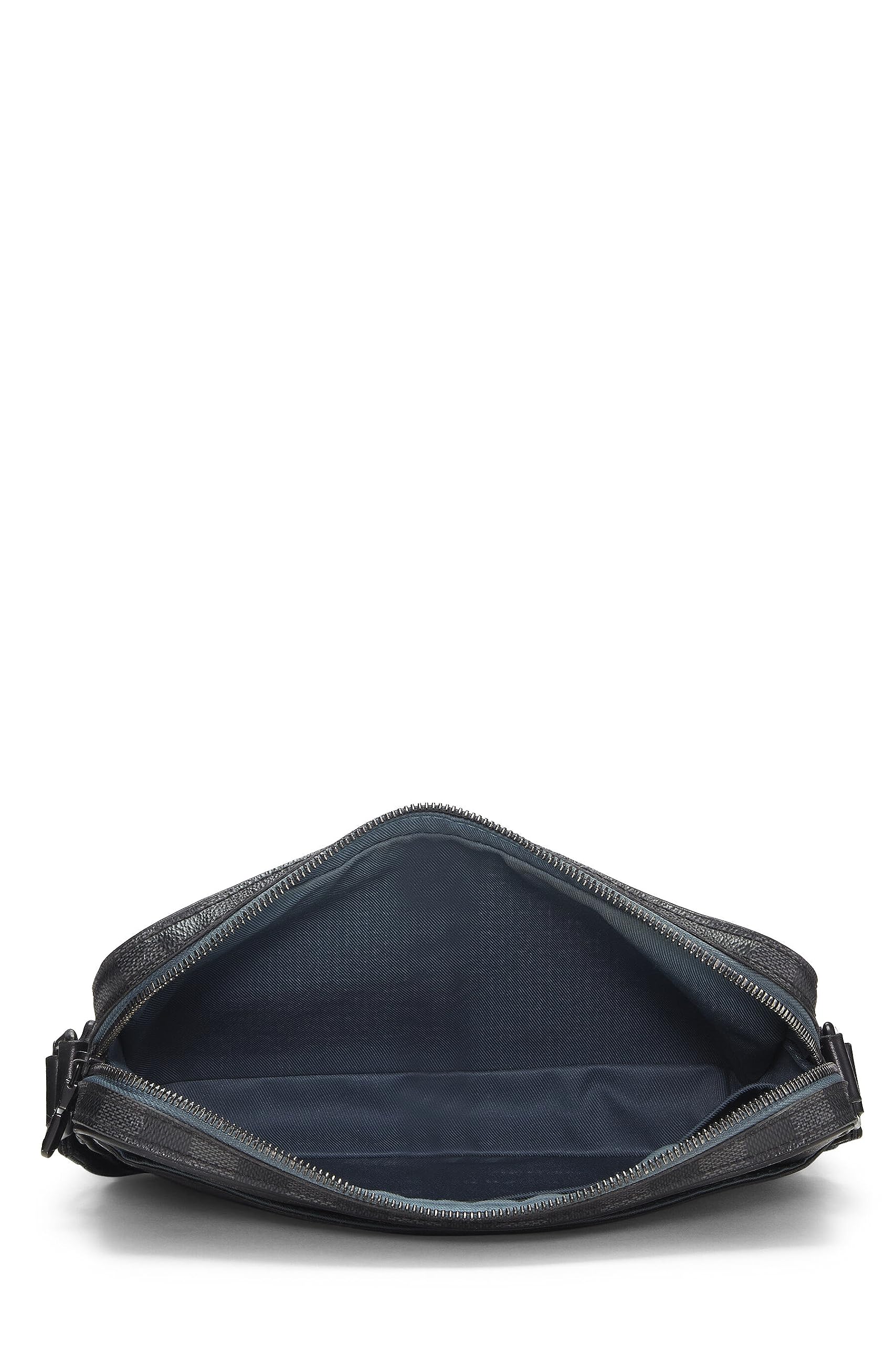 Louis Vuitton, Pre-Loved Damier Graphite Alpha Messenger, Black