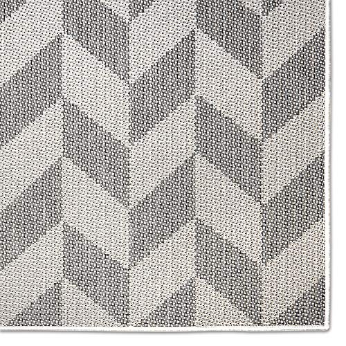 Nicole Miller New York Patio Country Calla Contemporary Herringbone Indoor/Outdoor Area Rug, Black/Grey, 5'2"x7'2"