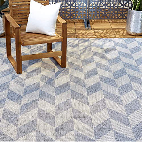 Nicole Miller New York Patio Country Calla Contemporary Herringbone Indoor/Outdoor Area Rug, Blue/Grey, 5'2"x7'2"