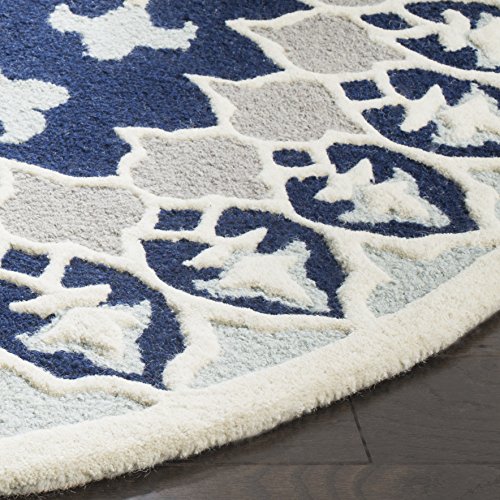 SAFAVIEH Bellagio Collection 5' Round Navy Blue/Ivory BLG610C Handmade Medallion Premium Wool Area Rug