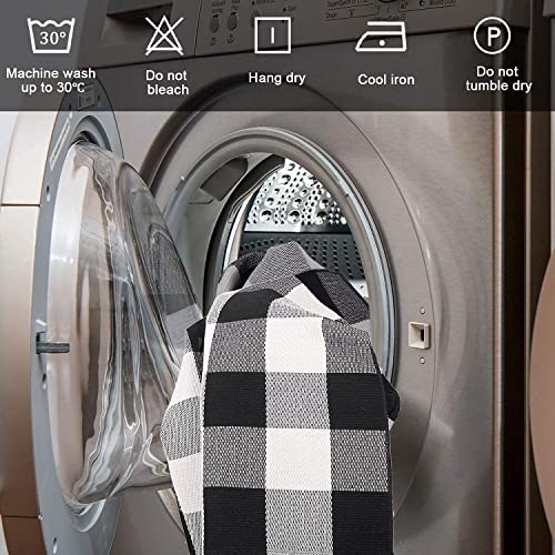 SEEKSEE Buffalo Plaid Outdoor Fall Rug 27.5“X43” Checkered Area Rug Black and White Runner Rug Washable Doormat Cotton Boho Bedroom Rug for Kitchen Entryway Hallway Front Door Farmhouse Living Room