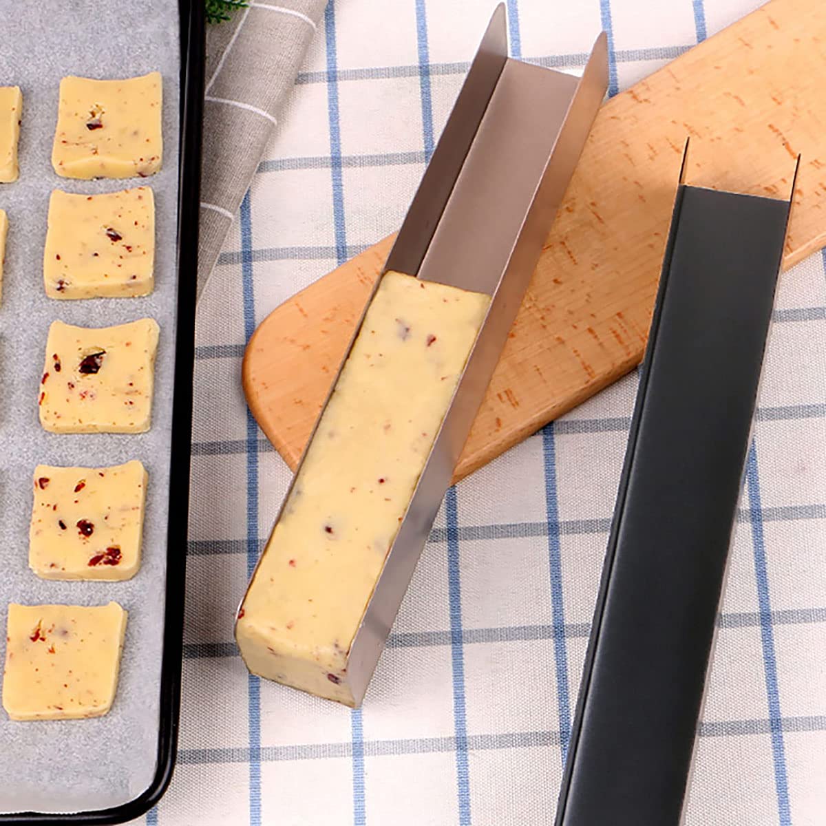 Dadamong 2Pcs U-Shape Non-stick Biscuit Cake Bread Mold Baguette Toast Mould, Carbon Steel Rectangle Cake Pan Cranberry Cookies Molds for Kitchen Baking (Champagne)