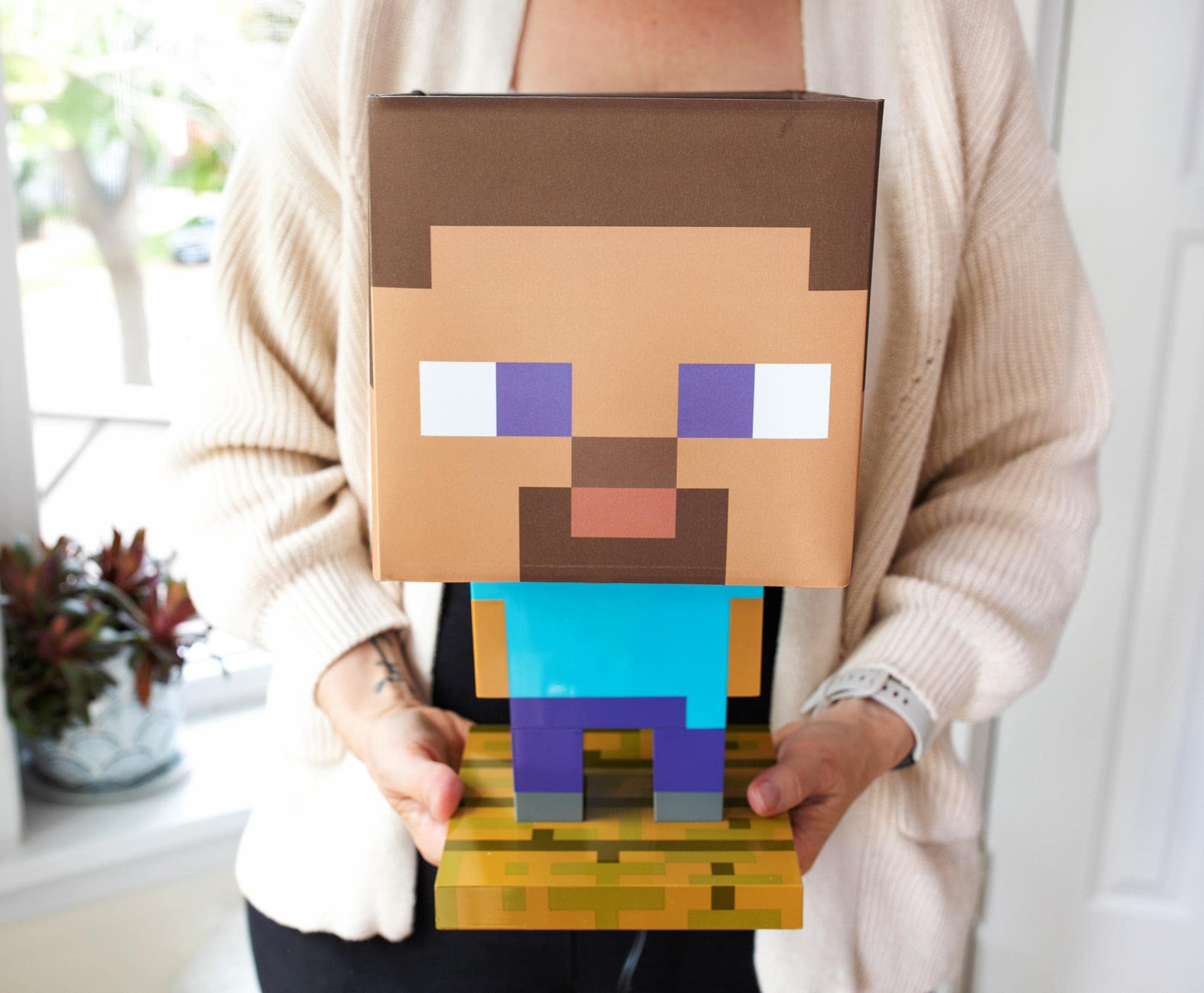 Minecraft Steve Figural 13-Inch LED Desk Lamp | Mood Light For Nightstand Table, Shelf