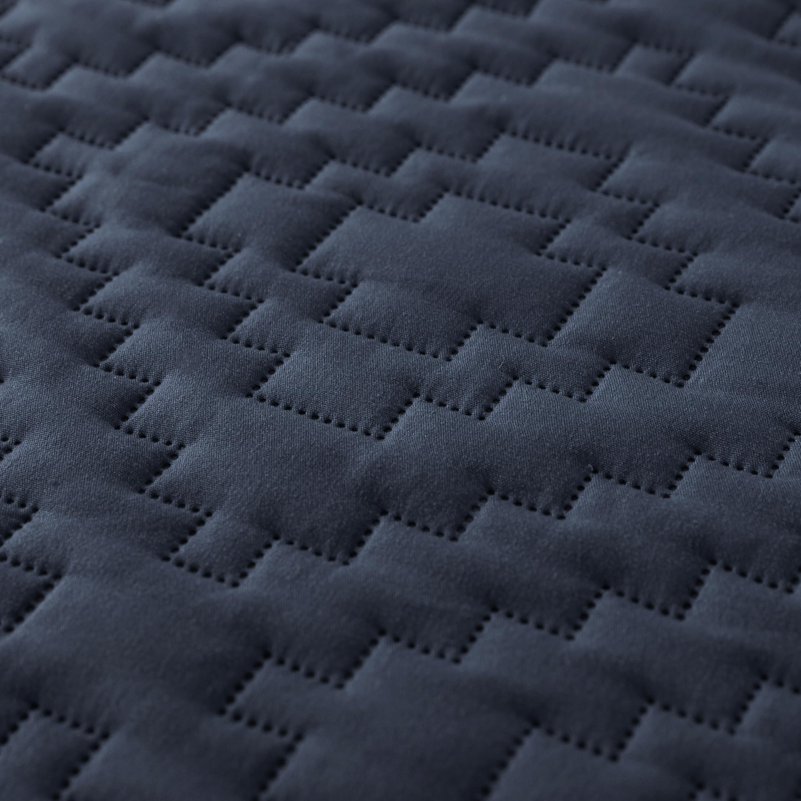 R.SHARE Oversized California King Size Quilt Bedding Sets with Pillow Shams, Navy Blue Cal King Lightweight Soft Bedspread Coverlet for All Season, 118x106 inches