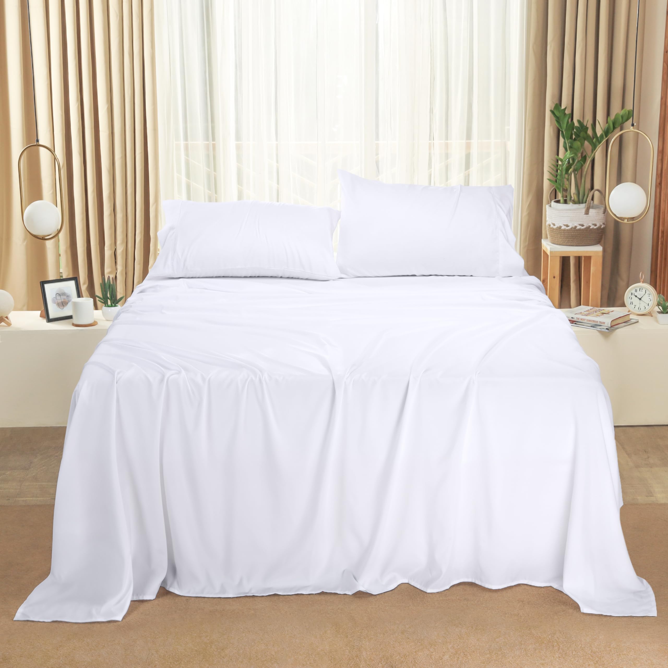 Utopia Bedding Full Bed Sheets Set - 4 Piece Bedding - Brushed Microfiber - Shrinkage and Fade Resistant - Easy Care (Full, White)