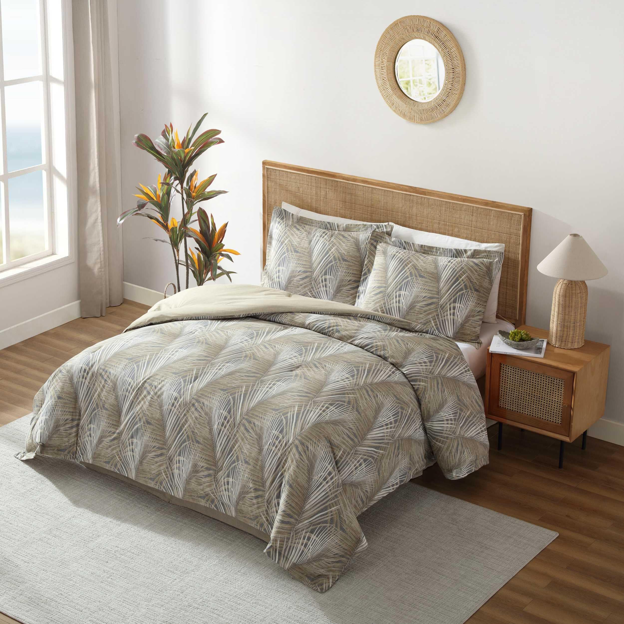 Tommy Bahama 223534 Raffia Palms Comforter Set, Brown, California King, 1 Count (Pack of 1)